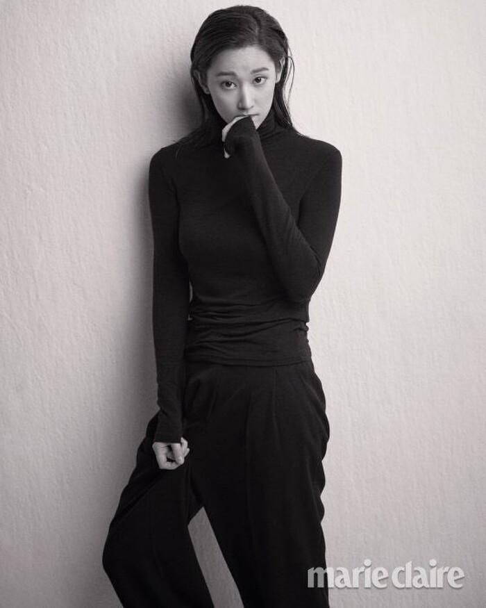 Park Shin Hye và Jeon Jong Seo xinh đẹp, quyến rũ trên tạp chí Marie ...