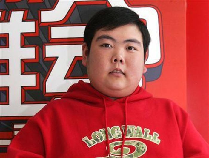 Meme 'chàng mập' nổi tiếng 17 năm trước đã giảm cân, sống bình lặng ...