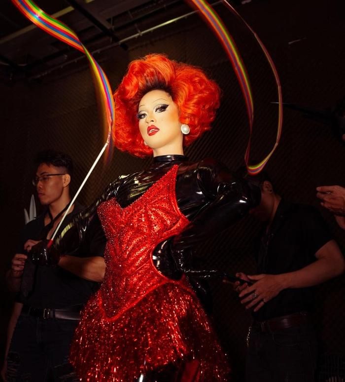 Ngắm nhìn Thanh Duy trong tạo hình Drag Queen: Nóng bỏng và đầy nổi ...