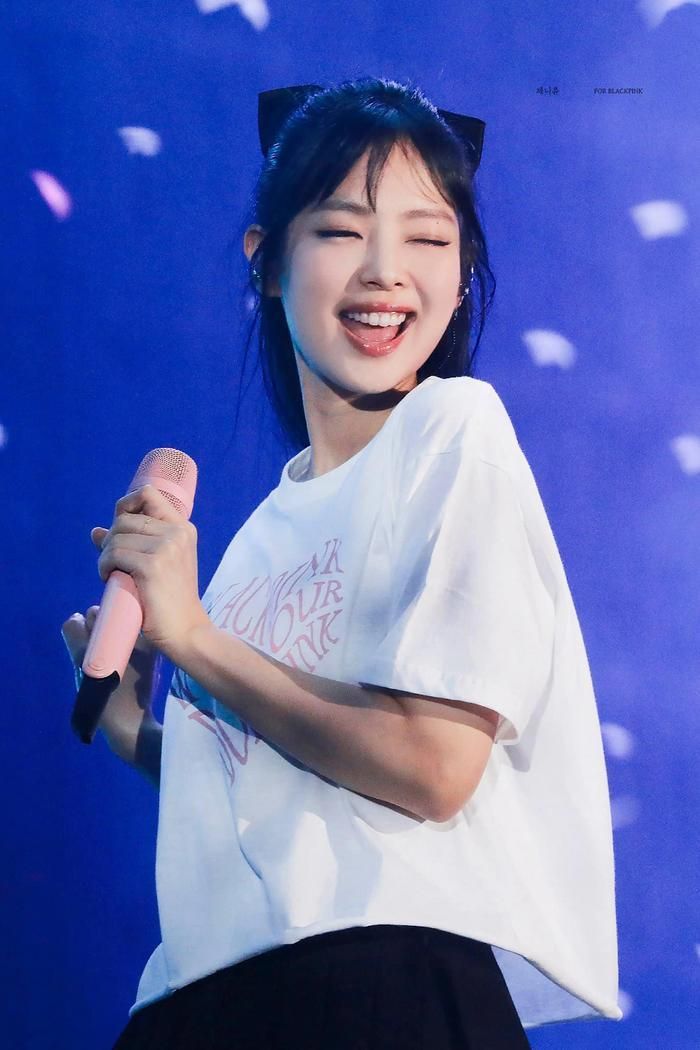 Jennie bị chỉ trích: Lisa, Jisoo, Rosé 'tàng hình' vì sợ bị vạ lây ...