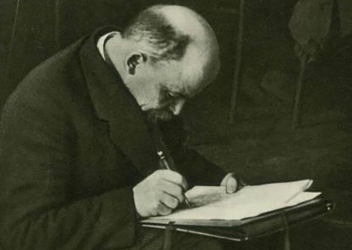 Ảnh hiếm về cuộc đời lãnh tụ Lenin - Báo Tri thức & Cuộc sống