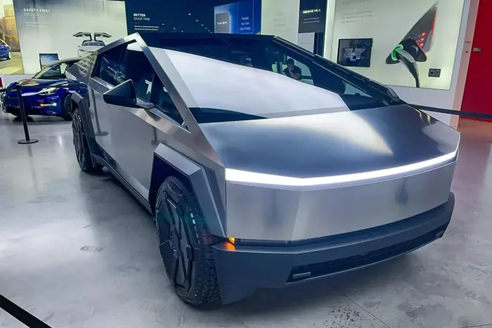 Siêu bán tải điện Tesla Cybertruck 2024 "nhăm nhe" về Việt Nam
