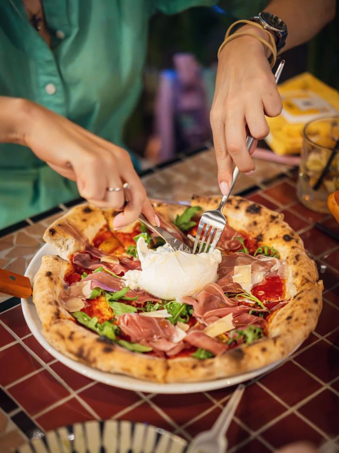 Nhà hàng pizza Việt Nam duy nhất lọt top 50 châu Á - Tạp chí Tri thức
