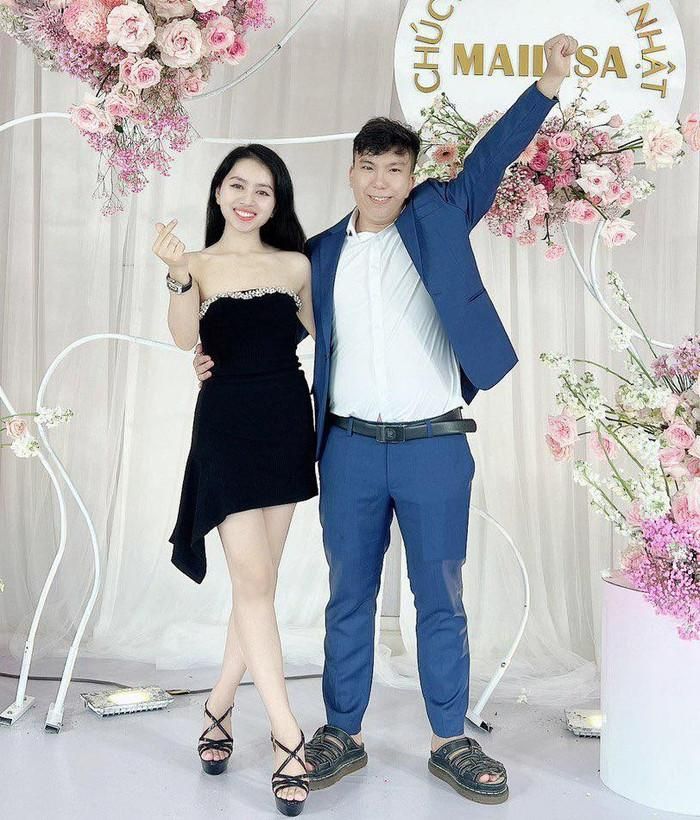 Bếp lẩu hơn 1 triệu của con trai bà chủ Thẩm mỹ viện Mailisa - Tạp chí ...