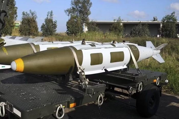 Tiêm kích Israel bắt đầu sử dụng loại bom bí ẩn tấn công Iran - Chuyên ...