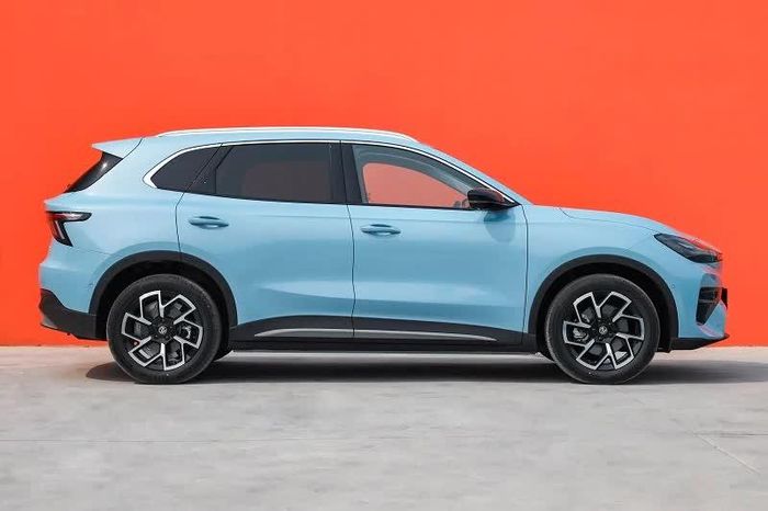 MG trình làng SUV hạng C mạnh 201 mã lực, giá chưa tới 400 triệu đồng ...