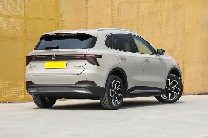 MG trình làng SUV hạng C mạnh 201 mã lực, giá chưa tới 400 triệu đồng ...