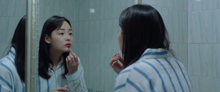 Kim Min Ha bắt đầu lại trong một thế giới xa lạ - Chuyên trang Sinh ...