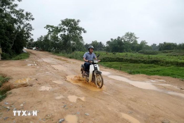 Nghệ An: Đầu tư hàng trăm tỷ đồng, tuyến đường vẫn dở dang sau hơn 15 ...