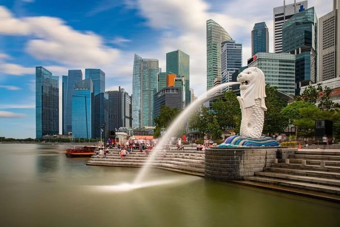 Hụt hơi trước Dubai và Hồng Kông, Singapore tăng tốc giữ chân giới siêu ...