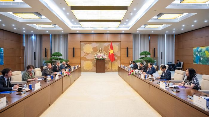 Chủ tịch Quốc hội Trần Thanh Mẫn tiếp Phó Chủ tịch Quốc hội Cộng hòa ...