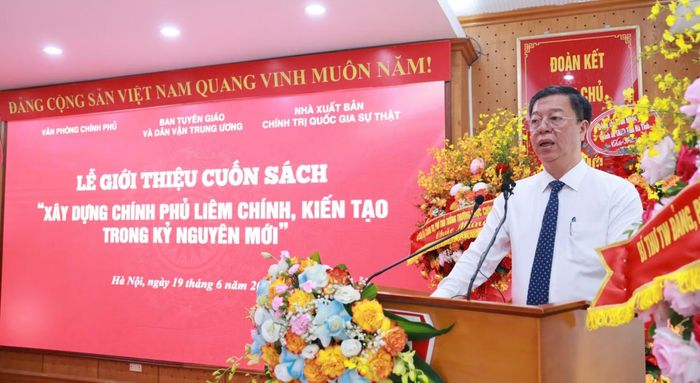 Ra mắt sách 'Xây dựng Chính phủ liêm chính, kiến tạo trong kỷ nguyên ...