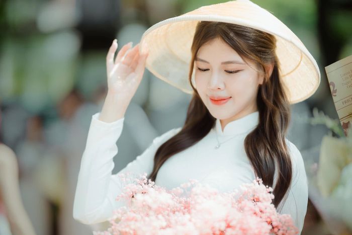 Người đẹp quê Thanh Hóa thi Miss Grand Vietnam 2026: Là Thạc sĩ ngành ...
