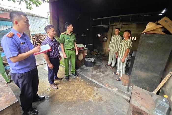 VKSND tỉnh Sơn La trực tiếp kiểm sát tại Phân trại tạm giam Mường La ...